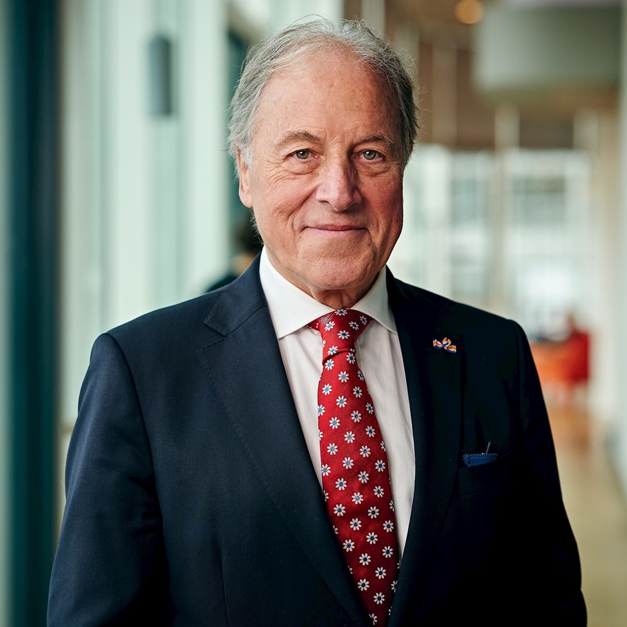 Home | Professor Charles Gielen